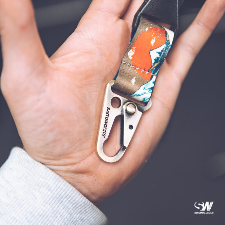 The Great Wave Off Kanagawa ‘Hokusai’ JDM Lanyard Keychain - SaitoWorks